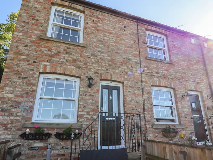 Honeybee Cottage - Ripon