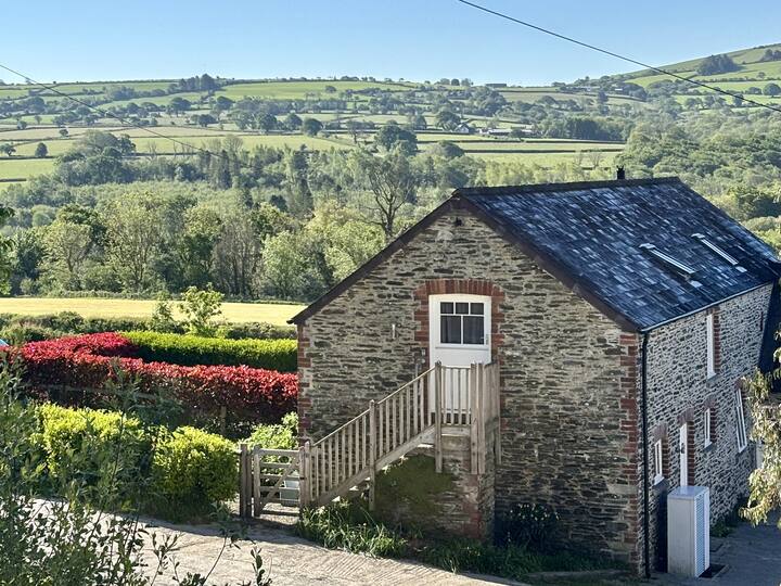 Lloft Gwair - Hayloft - Saint Dogmaels