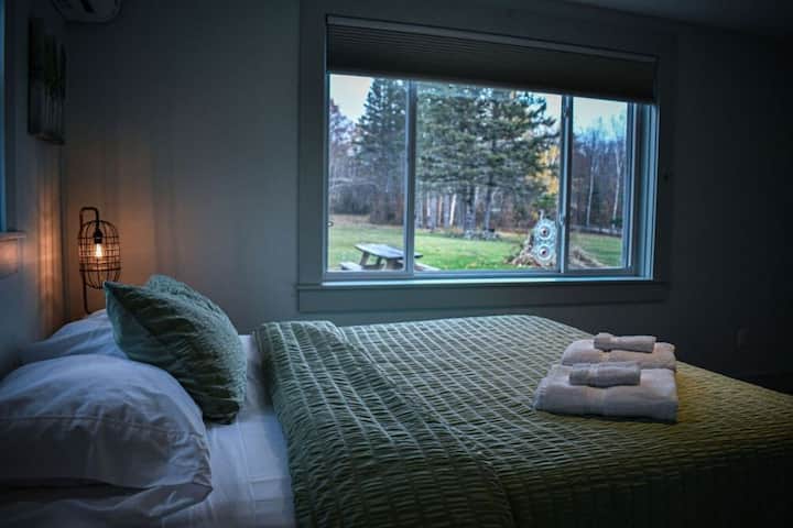 Moss Creek / Brook Road Inn - Sunapee, NH