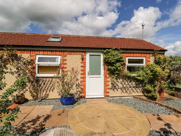 Garden Cottage - Ilkley