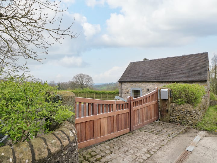 Postbox Cottage - Bonsall