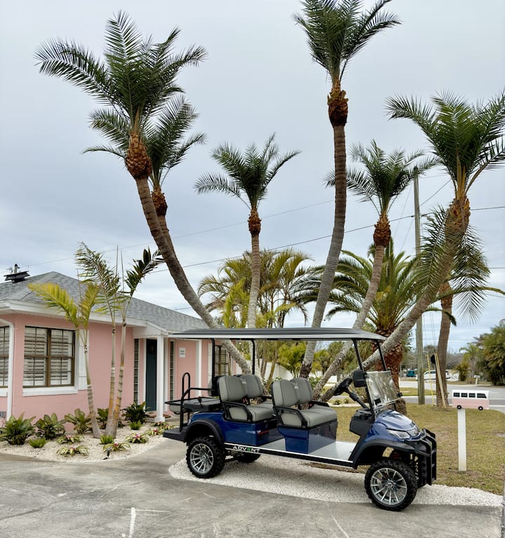 The Pink Pelican - Golf Cart Included - Indian Rocks Beach, FL