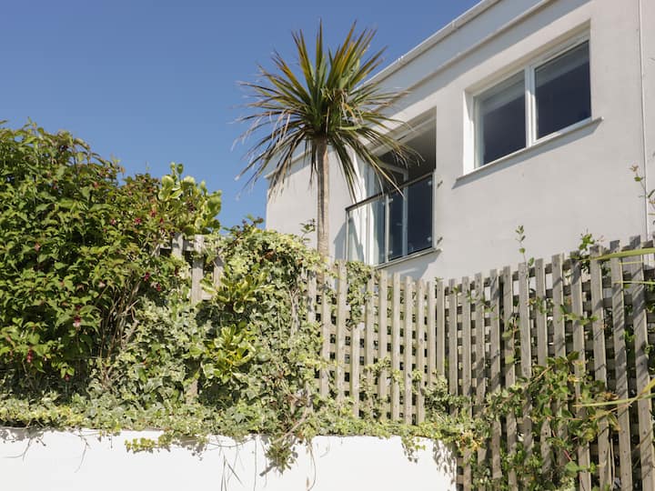 The Lookout - Newquay