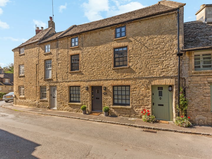 Stable Cottage - 拜伯里