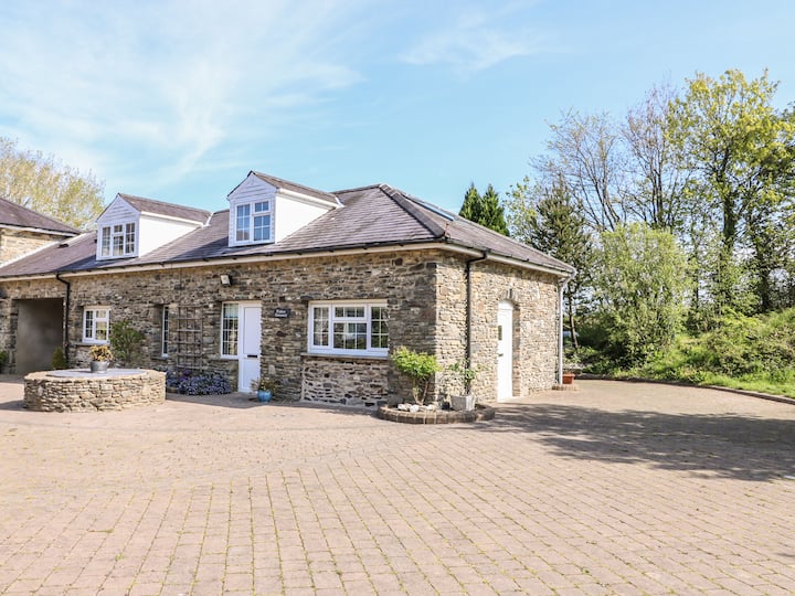 Fisher Granary - Lampeter