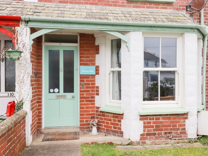 Pepperpot Cottage - Bude