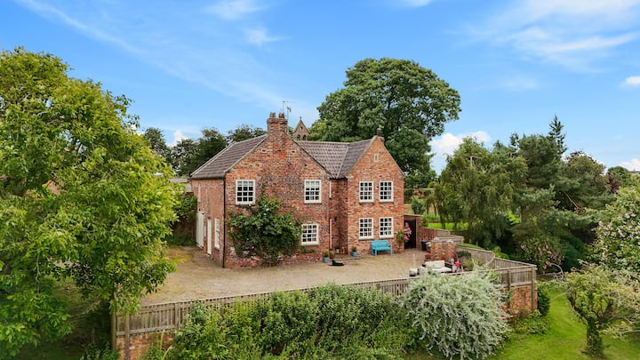 Manor Cottage - Northallerton