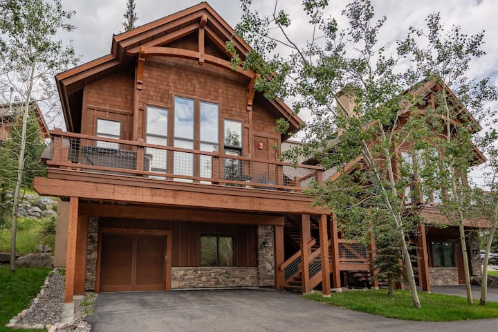 Big Sky Vacation Rentals: Black Eagle 31 - Big Sky, MT