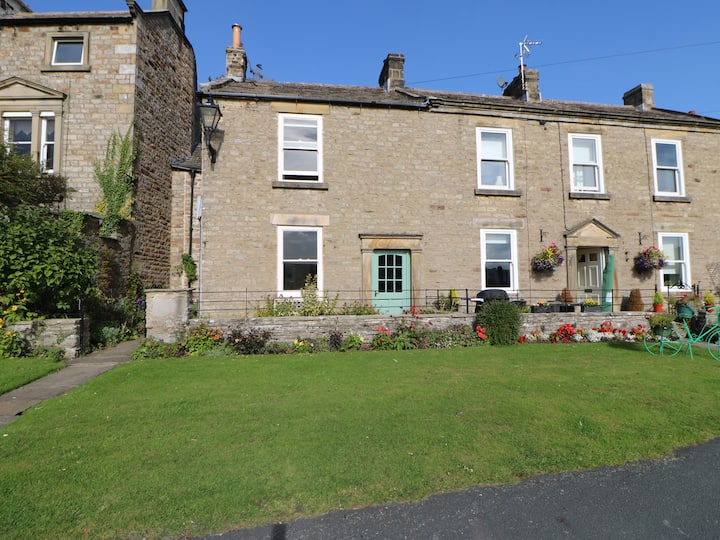 Fellside - Reeth