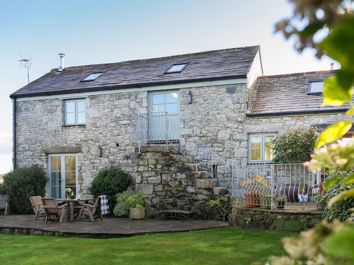 The Barn At Little Resugga - Fowey