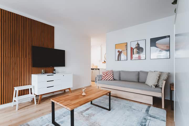Design District Apartment In Quiet Neighbourhood - Helsinki