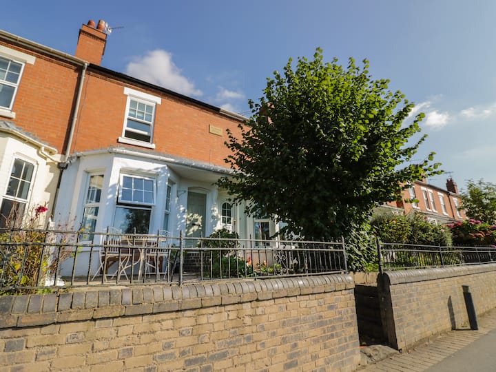 Florence Villas - Worcester