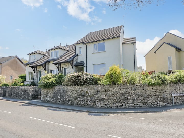 Viewpoint - Kendal