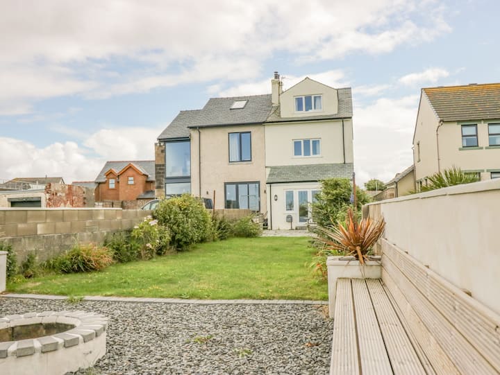 Driftwood Cottage | Roa Island | Piel Island - Barrow-in-Furness
