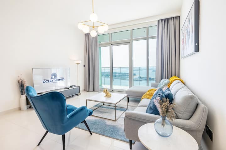 Modern Home With Private Beach Access - Dubai