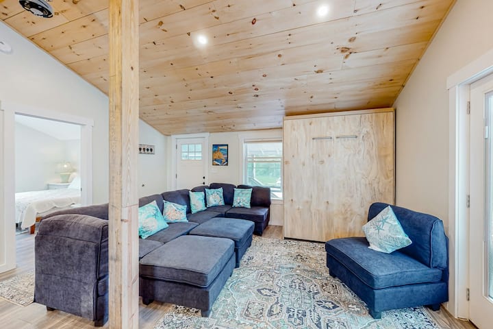 2br Condo With Pool, Grill, And Firepit Access - Kennebunk, ME