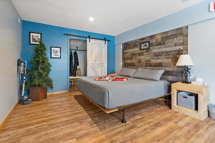 Hike White Mountain's & Relax In The Hot Tub! #6 - New Hampshire (State)