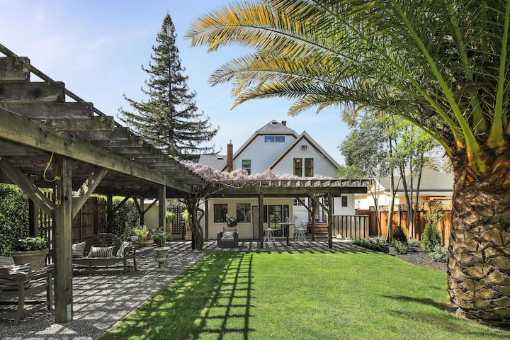 Sonoma Victorian In Heart Of Sonoma - Yountville, CA