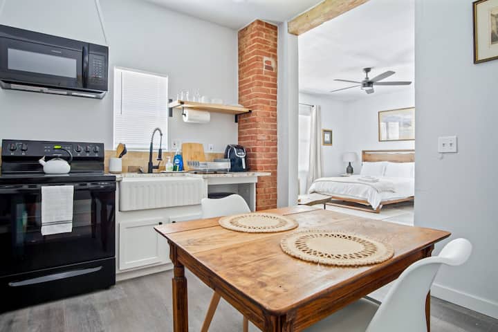 Contemporary Studio With City Access  #03c - Deep Deuce - Oklahoma City