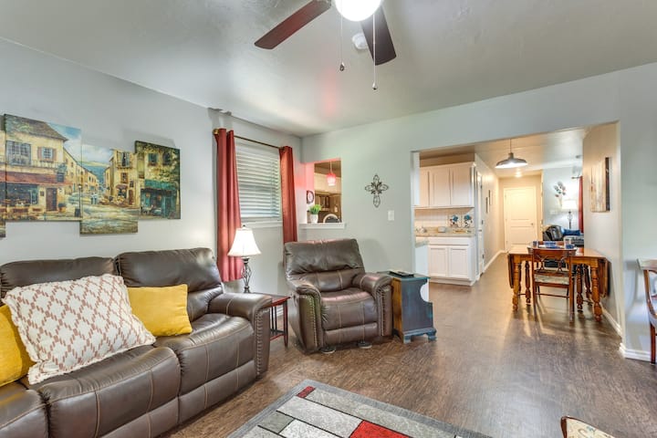 Cozy Norman Home: 4 Mi To Oklahoma University! - Norman, OK