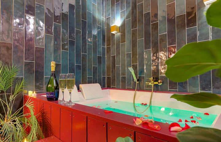 Suite Jacuzzi Chic Et Romantique Climatisé - Lyon