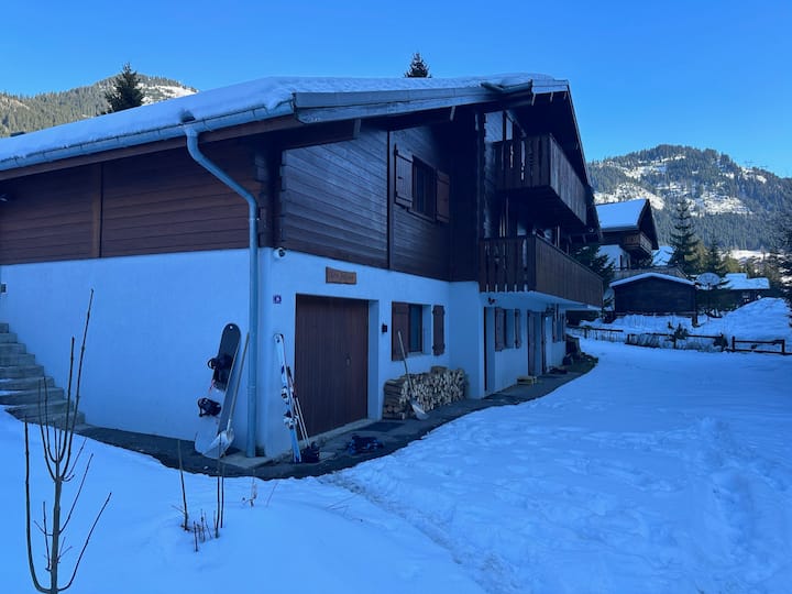 Les Sapins - Welcoming Chalet For 14p With Hot Tub - Châtel