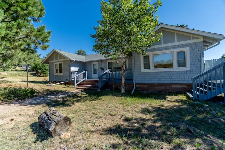 Chapin Ln - Near Downtown / Pets Welcome! - Estes Park, CO