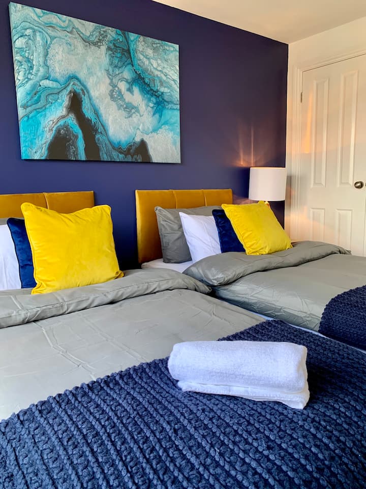 Ossett-wakefield Free Parking & Wi-fi - Long Stays - Mirfield