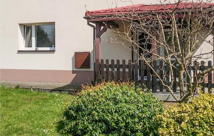 3 Bedroom Awesome Apartment In Klucze - Poręba