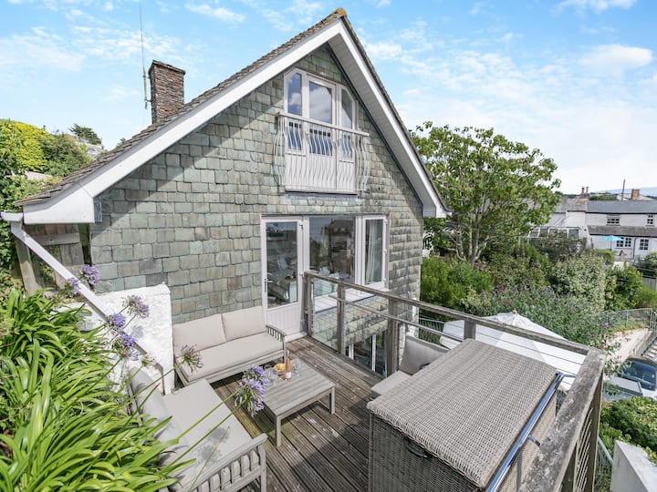 Dolphins Reach - St Mawes