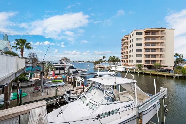 Private Boat Dock-harbor Views-4br Gone Coastal - Okaloosa Island, FL