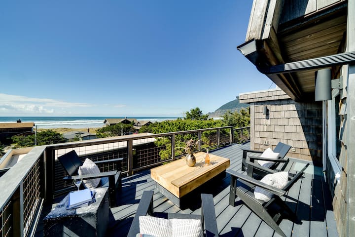 Amazing Deck Views-pet's Ok-beach Across Street - Manzanita, OR