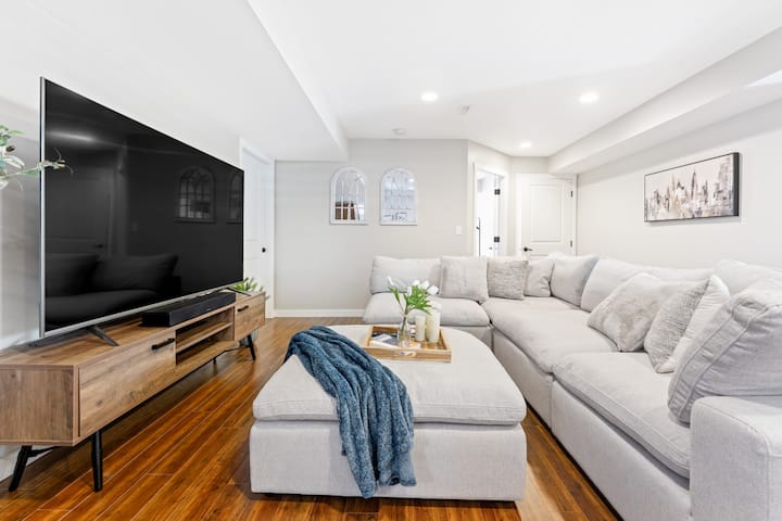 Stylish Suite 15 Mins From White Rock & Peace Arch - White Rock
