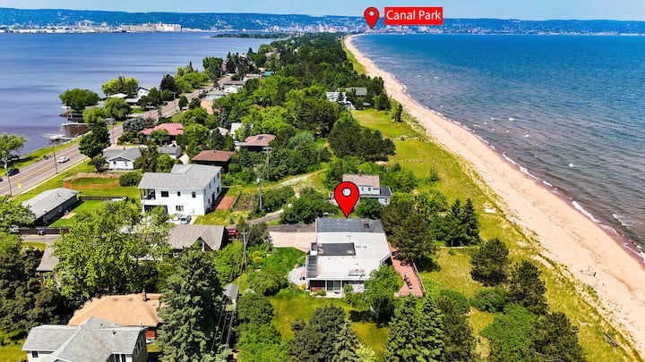 Lake Superior Beach House: Kayaks Provided - Duluth, MN