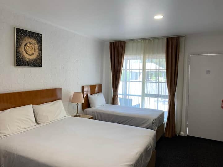 1 Bedroom Family Room - Yass
