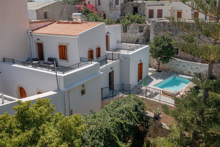 View Mare Maroulas, Pool, Near Tavern & Minimarket - Ретимно