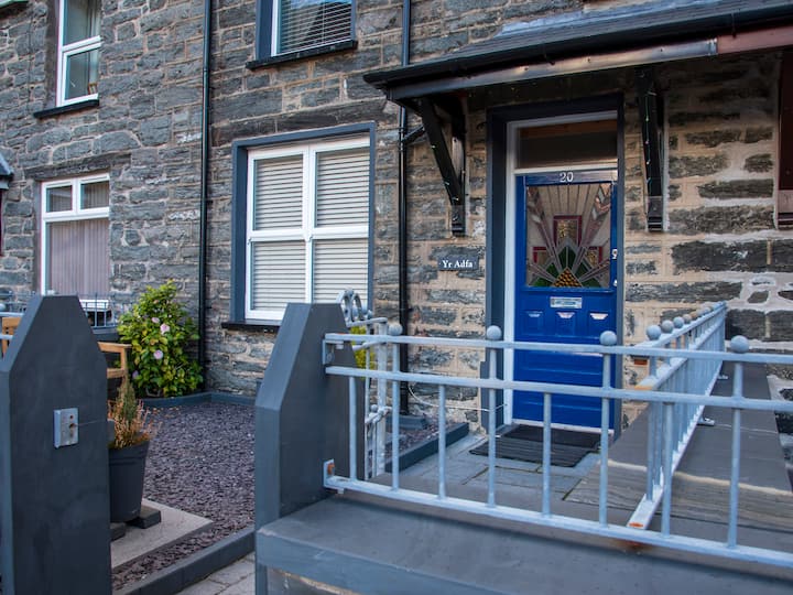 Yr Adfa (The Retreat) - Blaenau Ffestiniog