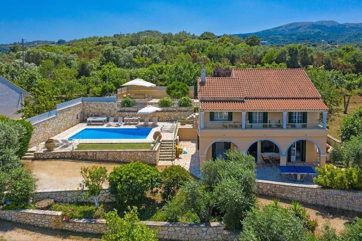 Villa Ftelias By Villa Plus - Ksamil