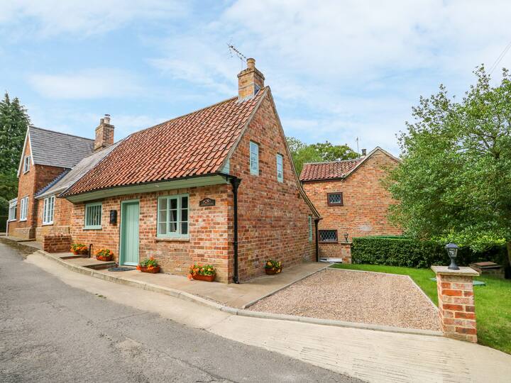 Lizzies Cottage - Horncastle