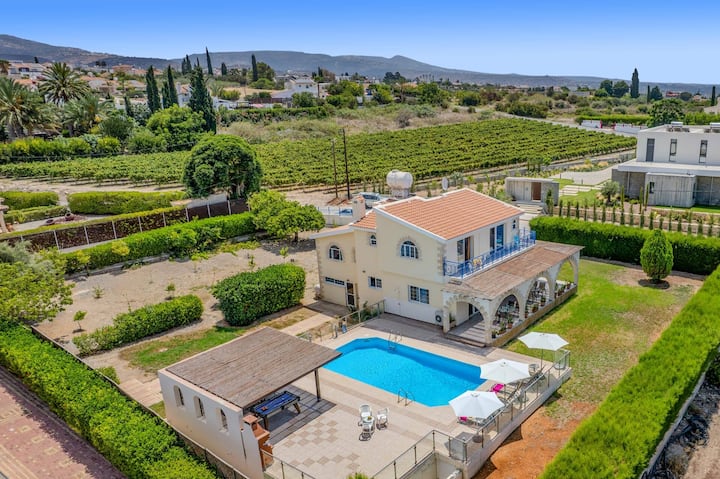 Villa Joanna Coral Bay By Villa Plus - Пейя