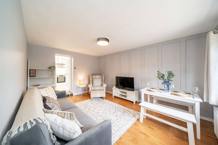 Heatherwood Cottage - Central Scone - Perth