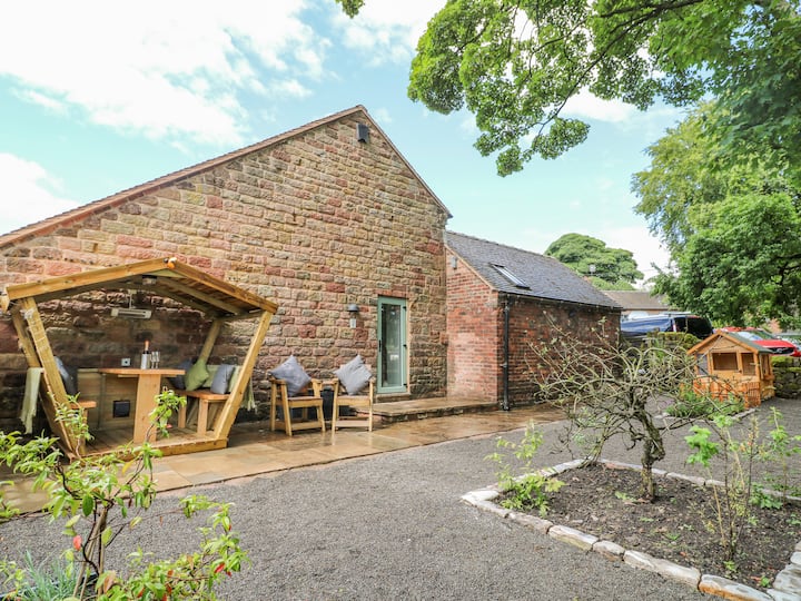 The Stables - Alton