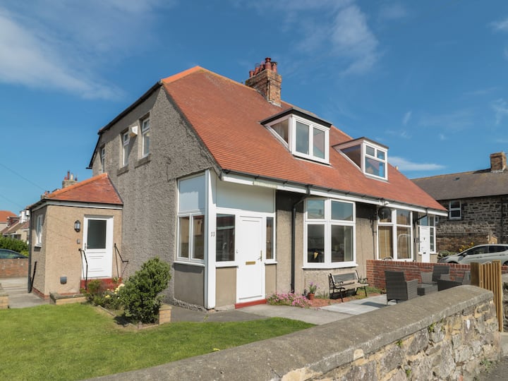 Hazonleigh - Bamburgh