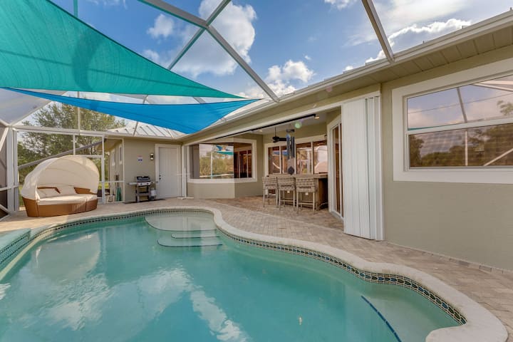 Grill-chill-splash: Your Port Charlotte Paradise! - Port Charlotte, FL