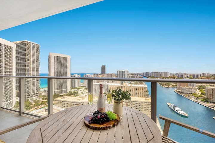 Luxury Hollywood Beach 3br|ocean View - Hollywood, FL