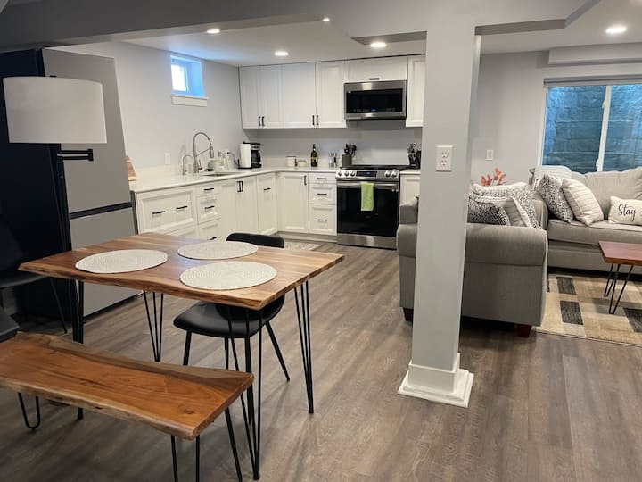 Chic Modern Stay: The Perfect Boiler Up Stay! - Prophetstown State Park, West Lafayette