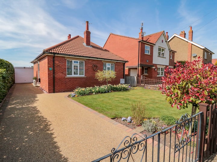 Field Cottage - Malton