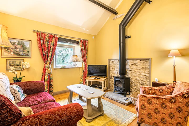 Love Bird - Bakewell