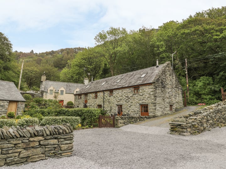 Hendoll Cottage 2 - Barmouth