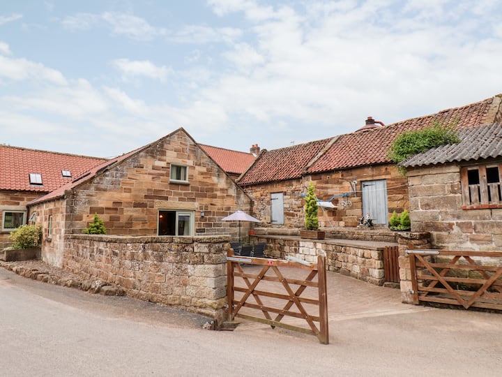 Mulgrave Cottage - Staithes